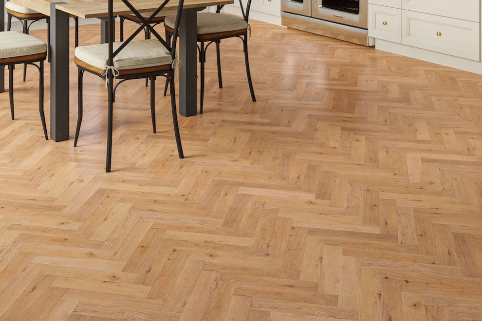 Lusso Genoa Natural Smooth Lacquered Rustic Herringbone Solid Oak Floo